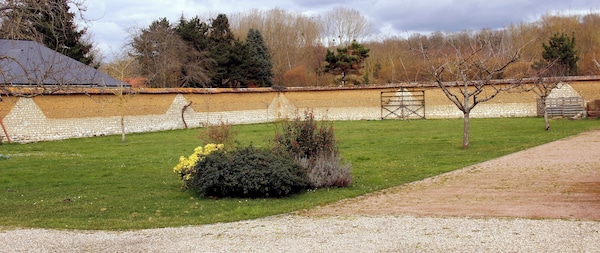 Gîte "Le Pourquoi Pas ?!". Notre Objectif : Vous Donner Envie De Revenir ! - Eure