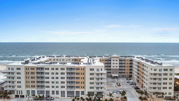 Oceanfront Oasis Daytona Beach 1br/1ba - Building View - 205 - Ormond Beach, FL