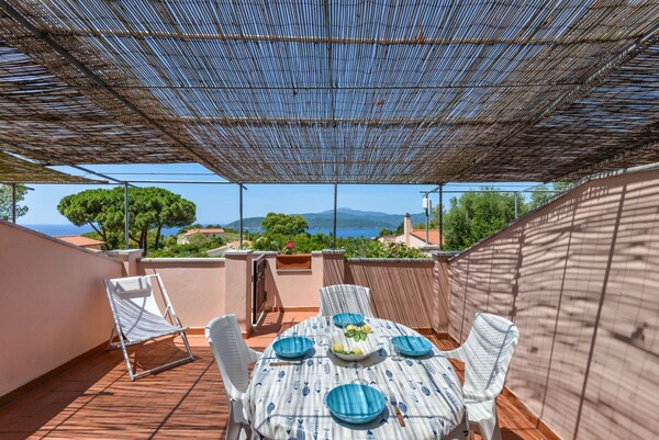 Villa Del Sole 2 Overlooks The Stella Gulf With Breathtaking Sunsets. - Capoliveri