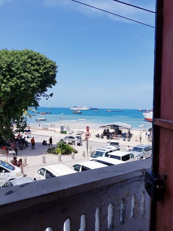 Charming 2-bedroom Apartment With Wifi And Ac In Enchanting Zanzibar - Zanzibar