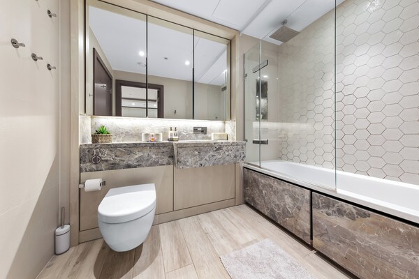 Charming Bright Retreat - Hammersmith London Stay! - Hampton