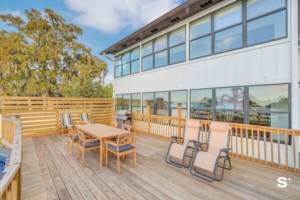 Serene Lakefront Escape | Private Pool, Deck & Bbq - St. Cloud, FL