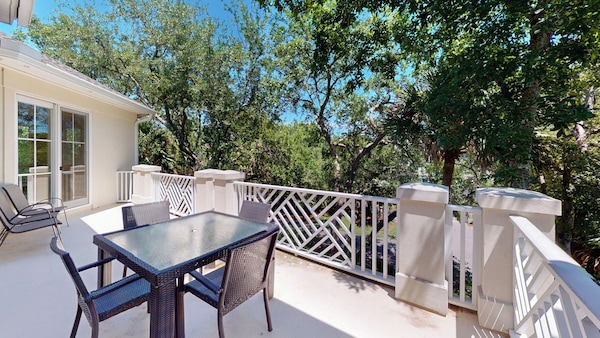 Large Second Row Home In The Heart Of Palmetto Dunes On Hilton Head Island! - Florida