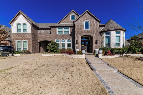 Stunning Luxurious Prosper Retreat - Frisco, TX