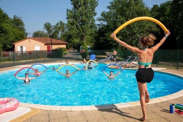 Camping 3 éToiles - Piscine - Ccafg0f - Haute-Loire