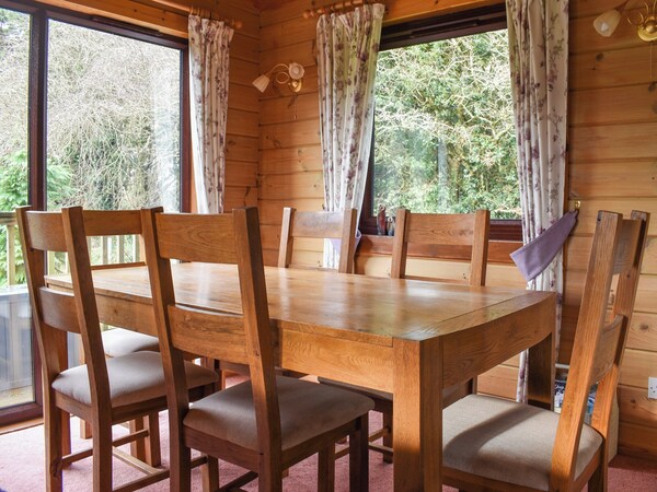 3 Bedroom Accommodation In Bideford - Devon