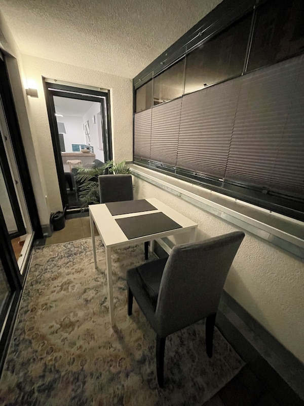 Modern Apartment In The Heart Of Nuremberg With Free Parking - Nuremberg, Germany