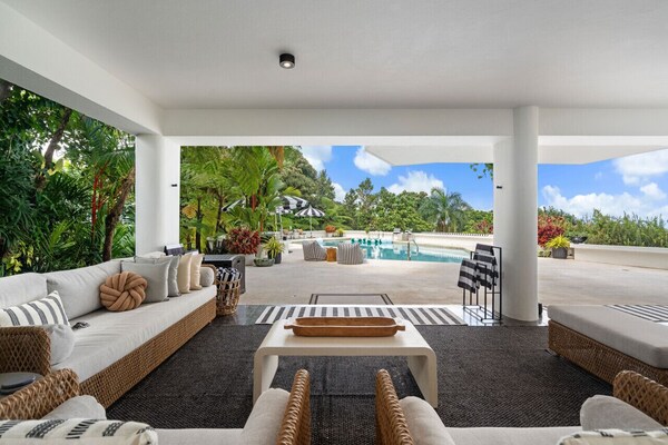 Wow! Private Mountain Estate ! - Caguas