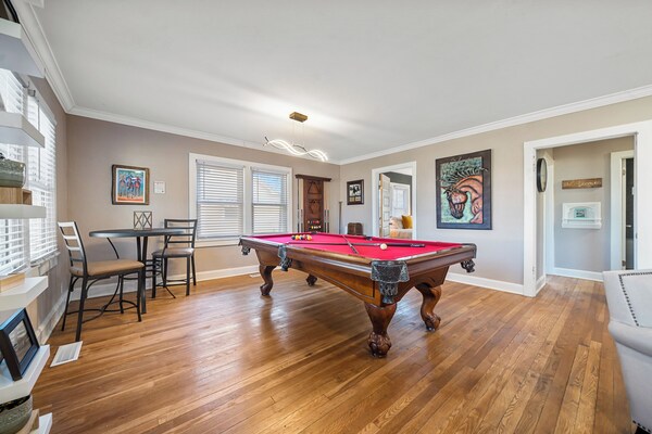 Cottage 300 Yards To Oaklawn Casino! - Hot Springs, AR