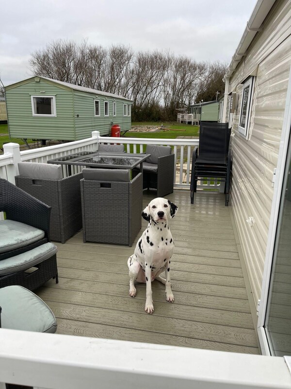 Superb 8 Berth Caravan At Southview Holiday Park Near Skegness Ref 33027tc - Skegness