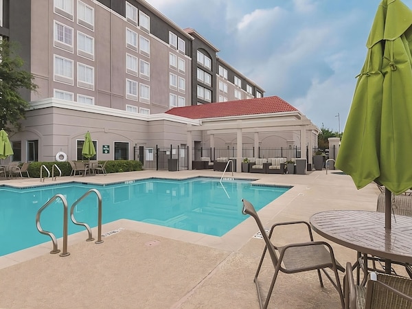1 King Bed, Deluxe Family Suite, La Quinta Inn, Pool, Near Six Flags - Euless, TX