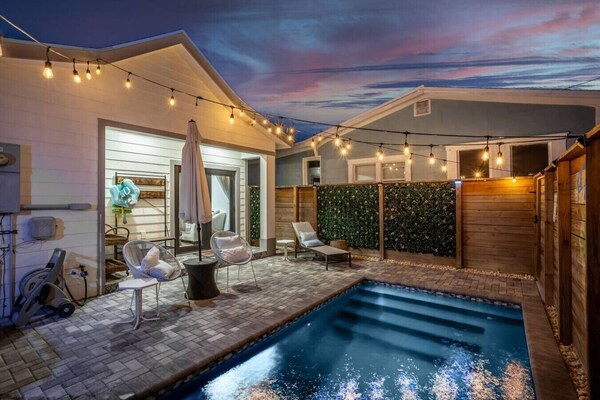 3br 3ba Heated Pool Downtown - 웨스트팜비치