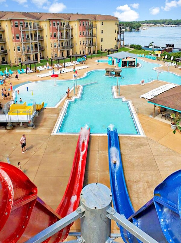 The Playing Hooky Cabin At Bridges Bay Resort - アイオワ州