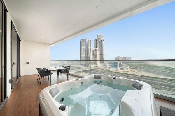 First Class | 1br | Luxury Escape - 