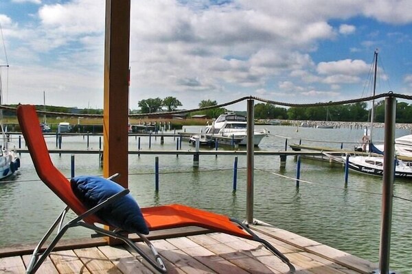 Hausboot In Barth Am Barther Bodden - Barth