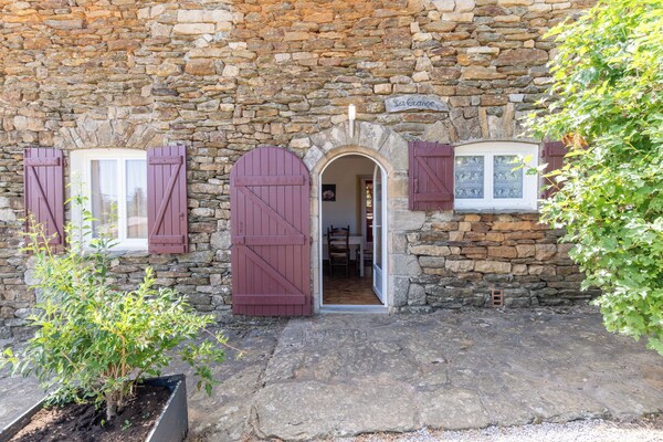 Ferienhaus 'La Grange' Mit Bergblick, Gemeinschaftspool Und Klimaanlage - Ardèche