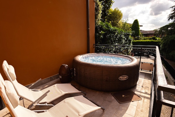 House Of Cat - Castel Gandolfo