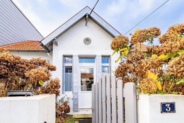 Ferienhaus '51 - Entre Plage Et Vieux Port' Mit Privater Terrasse Und Privatem Garten - Pornic