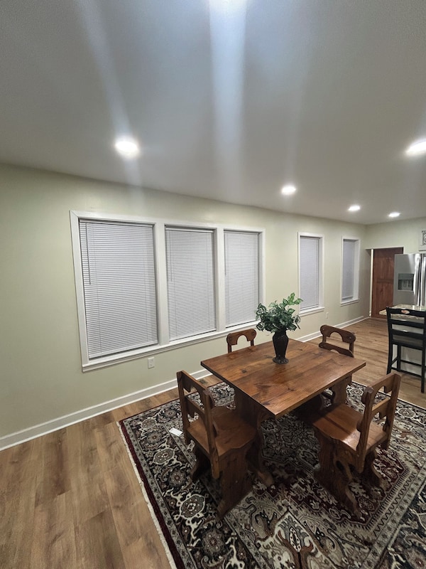 Charming 3-bedroom House With Ac And Wifi In Lovely Wilmington - Aston