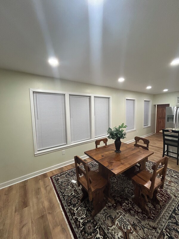 Charming 3-bedroom House With Ac And Wifi In Lovely Wilmington - 애스턴