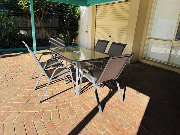 House In Berwick - Beaconsfield