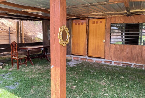 Quaint Cabin With Wifi In Charming Cuenca - Cuenca