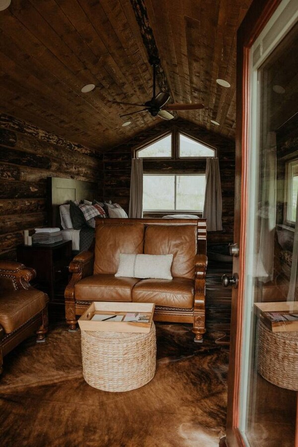 Benaiah's Bunkhouse Fort Austin - Paonia, CO