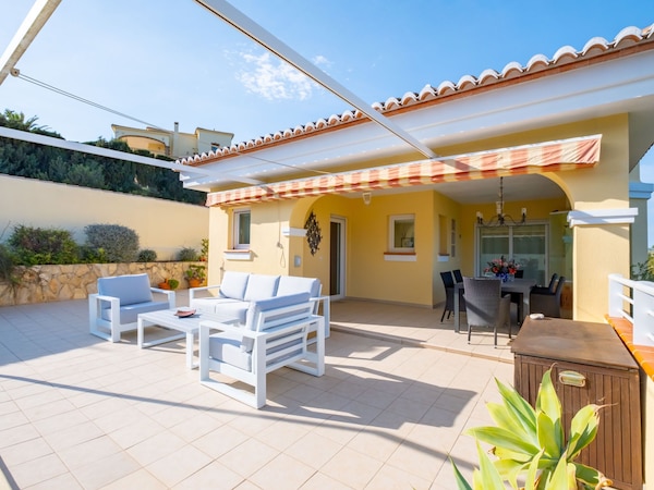 Pluma Ligera By Interhome - Teulada, España