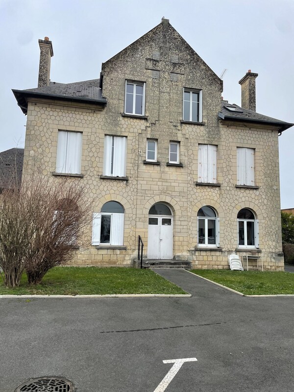 A Cocoon In The Presbytery (With Private Parking) - Caen