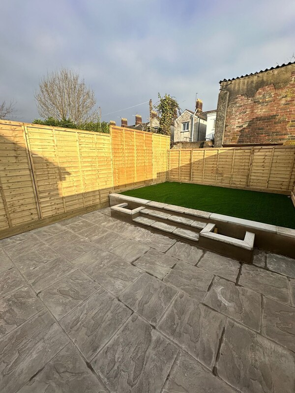 Luxurious Central 5 Double Bedroom Home | 3 Floors - Cardiff
