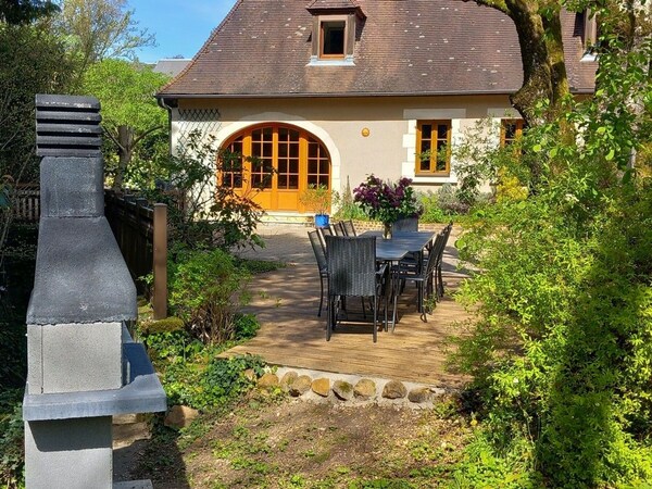 Charming Cottage With Spa, Billiards, Garden And Ping-pong - Loire