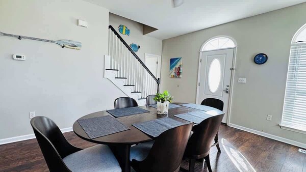 Stunning Duplex In Murrells Inlet (A) - Murrells Inlet, SC