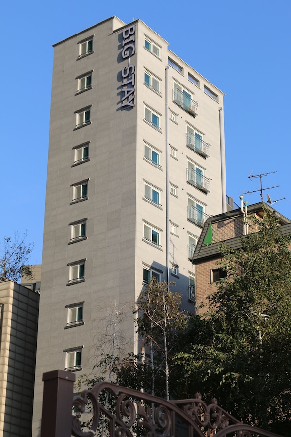 Cozy 1-bedroom Apartment In Wonderful Seoul With Ac, Wifi Near Metro And Mall - Seoul