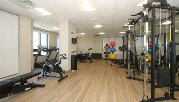 12mins To Toronto Pearson Airport\nfurnished Room Available Gym Access Included - Vaughan