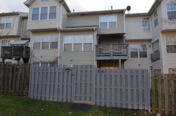 Quantico Nest - 10 Minutes Away - Woodbridge, VA