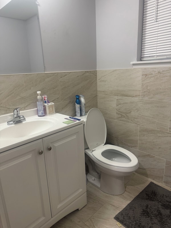 Charming 1-bedroom House With Ac, Wifi In Amazing Newark - New Jersey