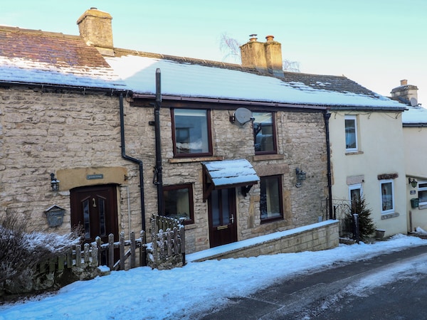 Peak Cottage, Family Friendly, Character Holiday Cottage In Bradwell - Hope Valley