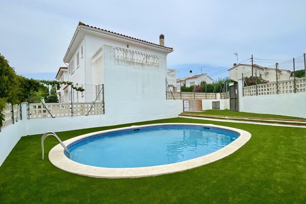 Appartement In L'escala Met Terras - Sant Pere Pescador