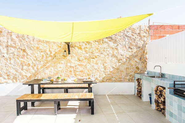 New Build Spacious Modern Villa In Quite Area Of Sagres. - Sagres