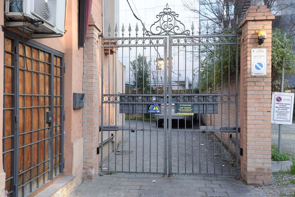 Neptune 5 Stars - Elegant Apartment With Suite - Bologne