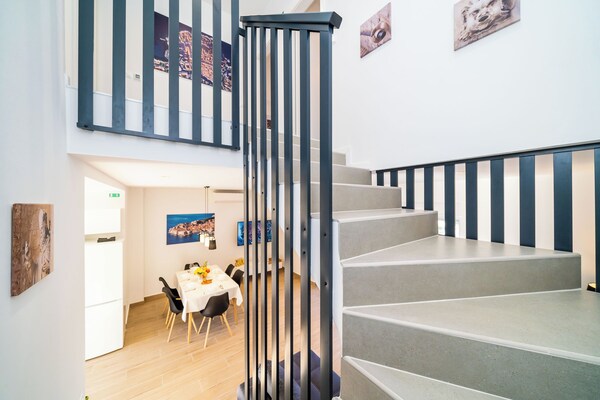 Holiday Above Dubrovnik-apartment With Terrace And Pool - Dubrovnik
