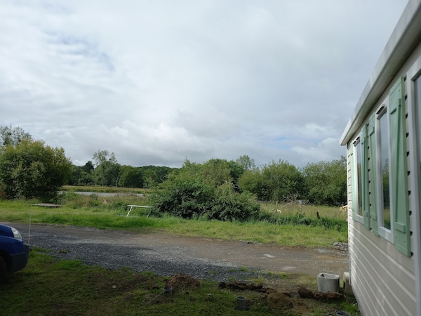 Mobile Home In Campsite, Ideal For Families, Close To Beaches - 아브헝슈