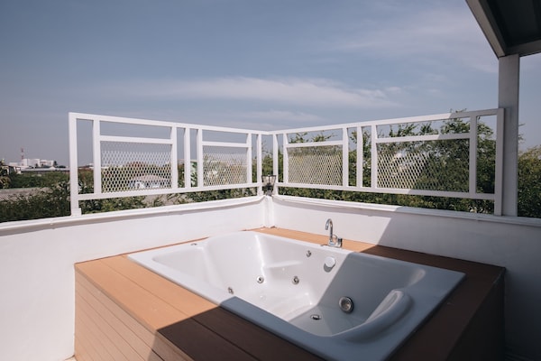 2br With Private Pool And Rooftop Jacuzzi In Huahin Ocean & Mountain View - Hua Hin