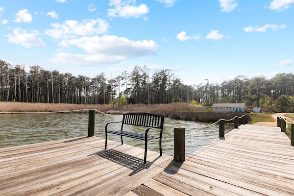 Cozy Sunrise Waterfront 2-bedroom Cottage & Dock. Serene Point Lookout/scotland - Maryland