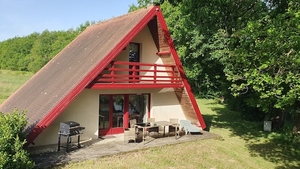 Rural 2 Bedroom Fully Equiped Chalet, 2 Of 2, By Lake Near Chaillac Sleeps Max 6 - Indre