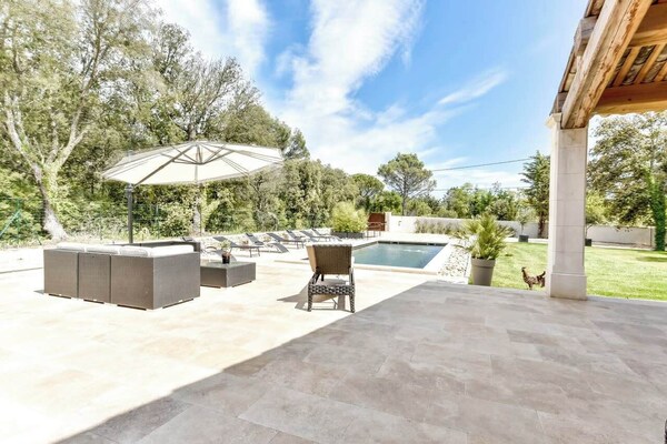 Villa Tranquilla: Charming Retreat With Swimming Pool In Lourmarin - Lourmarin