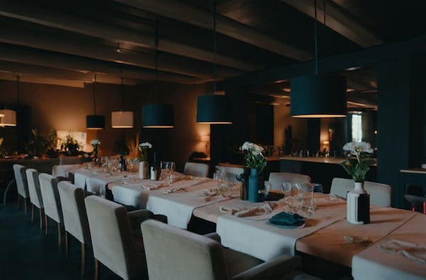Experience Exclusive Luxury At Arlberg Chalet In Oberlech - Lech