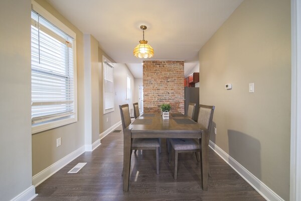 Beautiful Home 15min To American Dream Mall!! - Newark, NJ