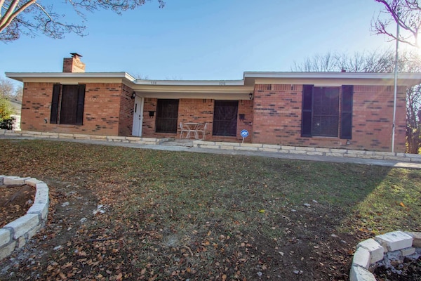 The Wonder Inn - Sleeps 11 Near Tcu - Fort Worth, TX