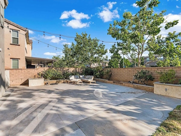 3-bedroom Princess House In Superb Palmdale With Ac,. Enjoy Your Stay Low Rent - Palmdale, CA